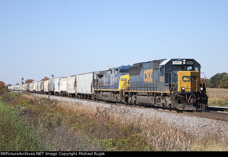 CSX 8562